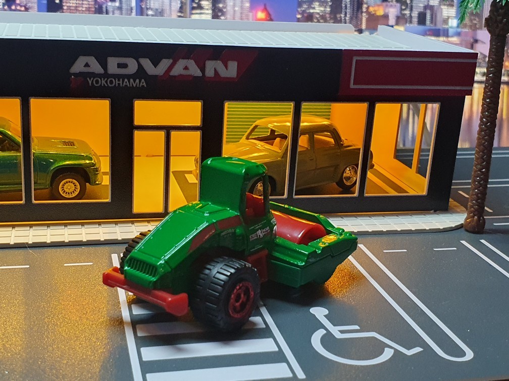 ROAD ROLLER - 1/64 MATCHBOX POWER GRAB 2023 (70 years) n°52/100 ...