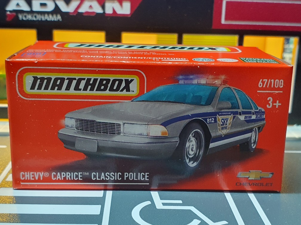 CHEVROLET CAPRICE CLASSIC POLICE 1994 - 1/64 MATCHBOX POWER GRAB 2022 N ...